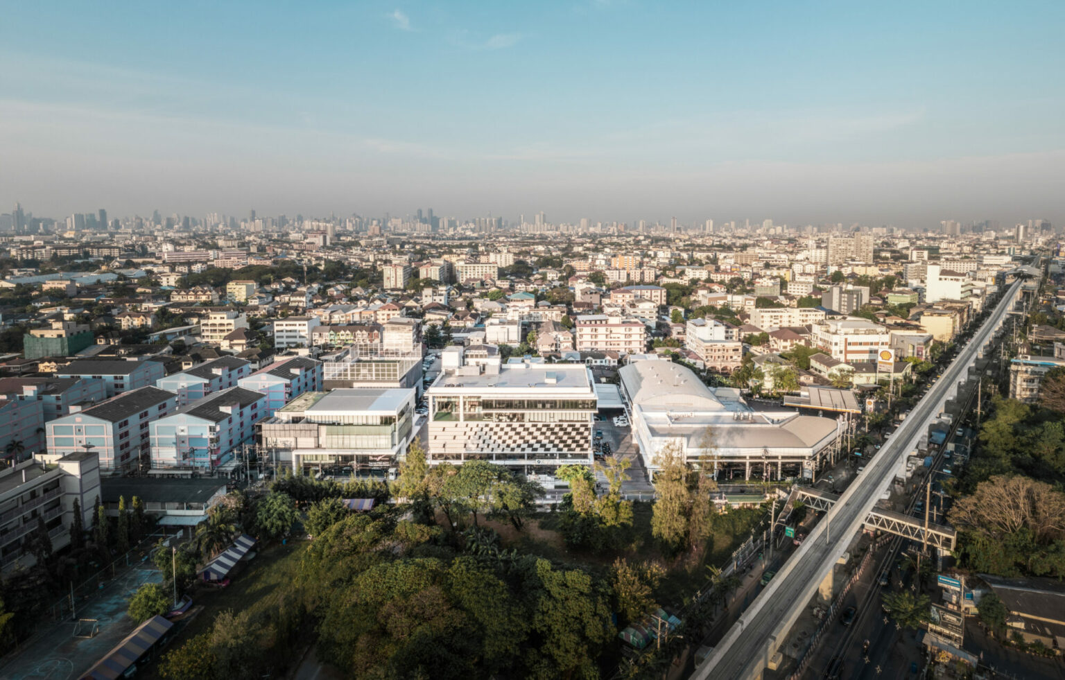 MGC-ASIA Headquarter - V2Design Studio
